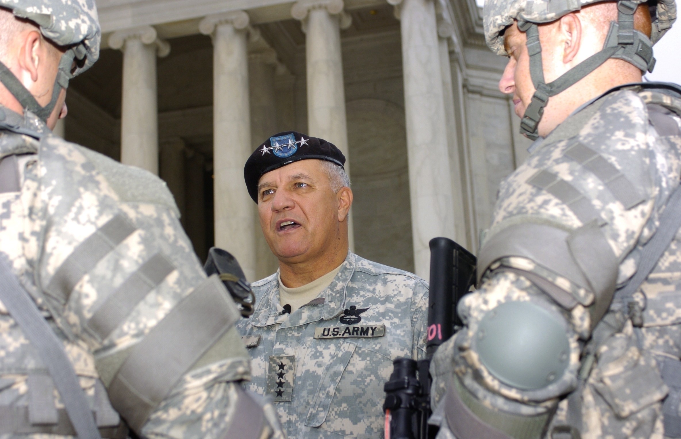Army holds Recruiting Mission Success Ceremony | Article | The United ...