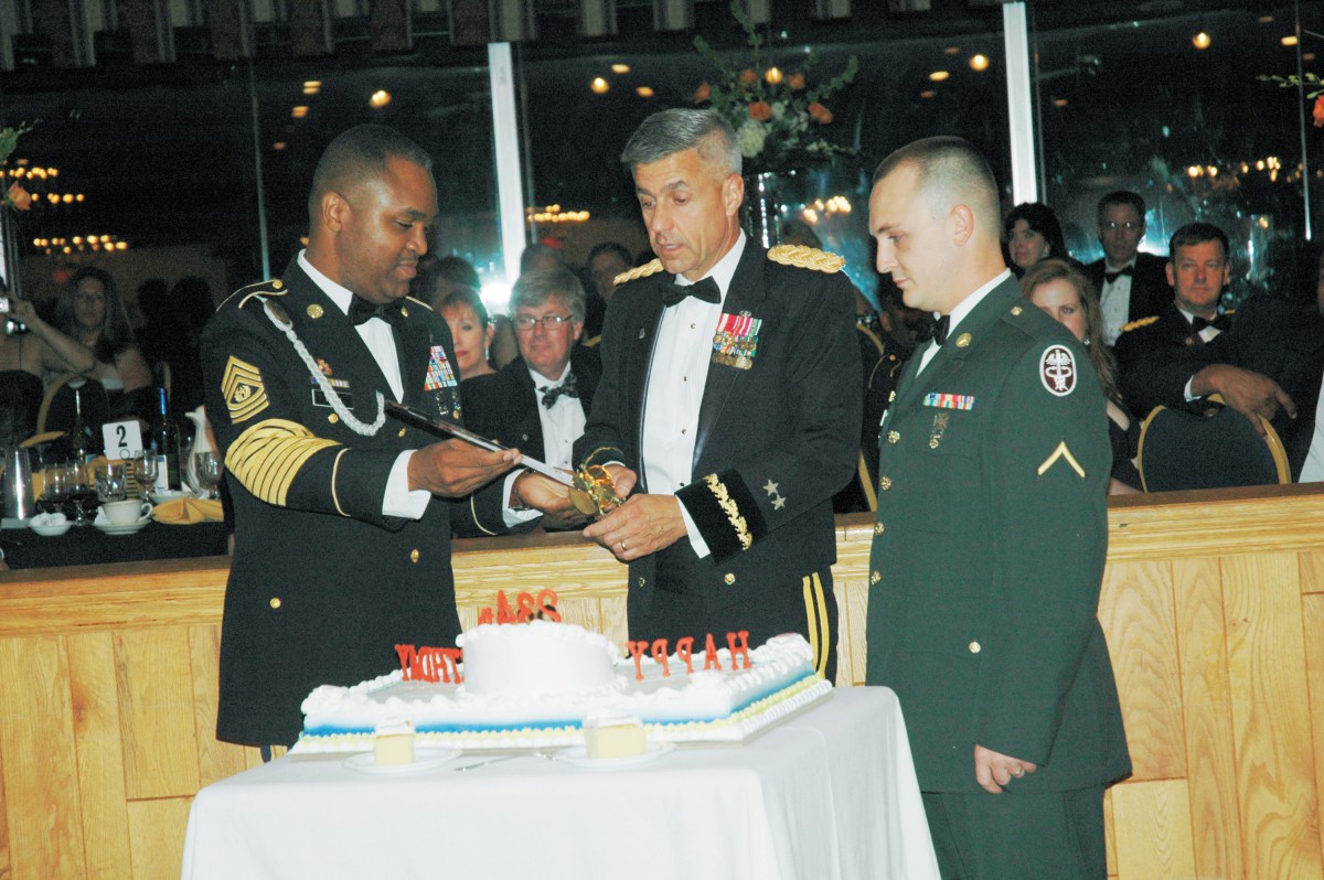 Army Ball delivers evening of splendor | Article | The United States Army