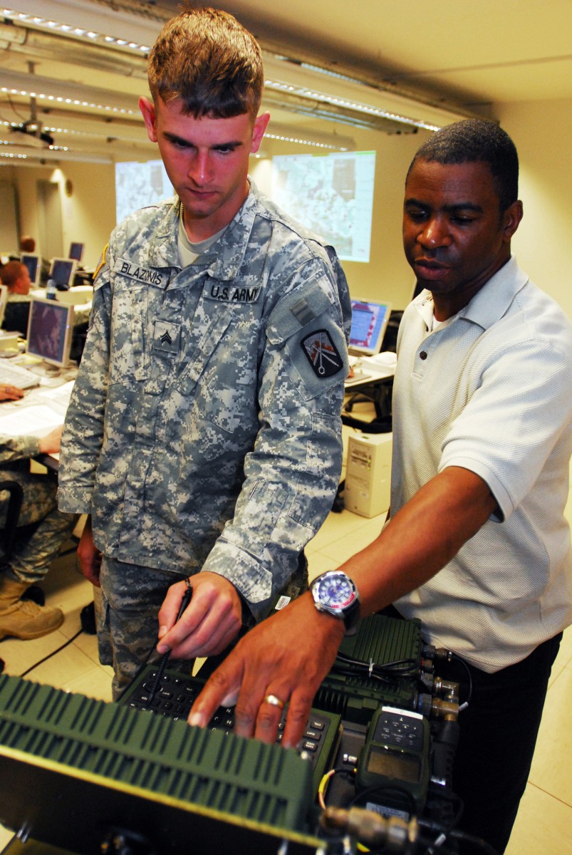 Digital University helps keep Soldiers aware on battlefield | Article ...
