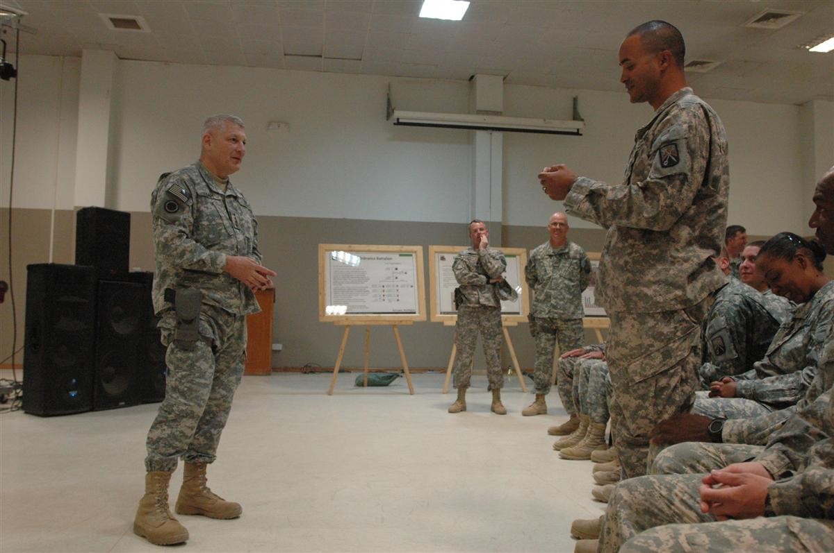 General visits US Army Europe Soldiers at Balad | Article | The United ...