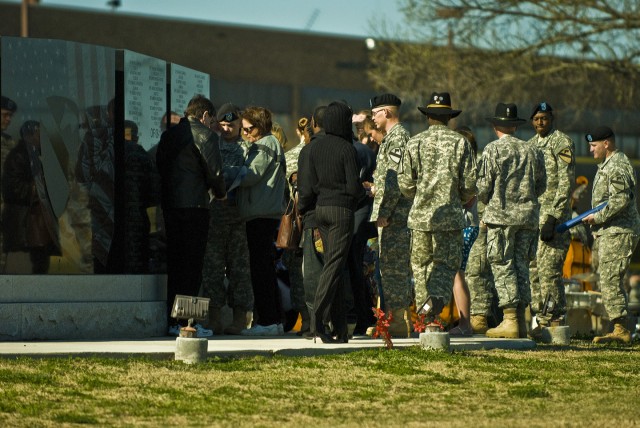 PHOTOS:1st Cavalry Division rededicates Operation Iraqi Freedom ...