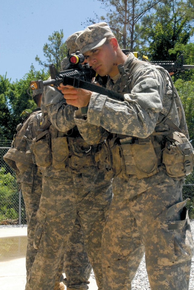 Soldiers learn basics of urban operations | Article | The United States ... Soldiers learn basics of urban operations | Article | The United States ...