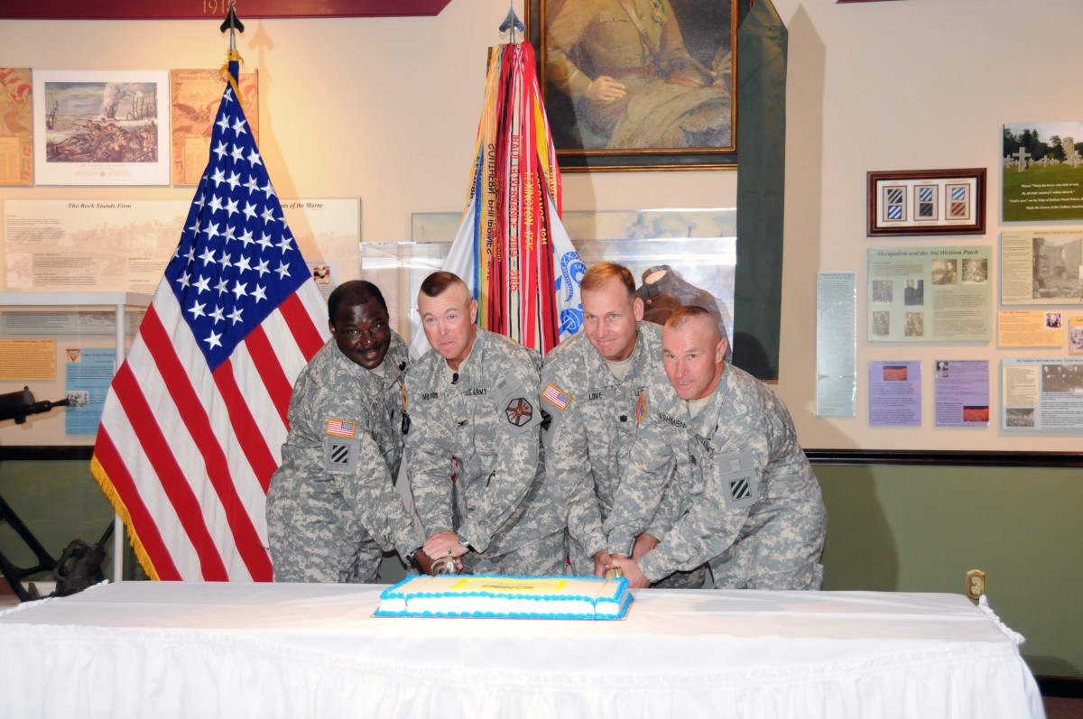 Stewart, Hunter celebrate Army's 235th birthday | Article | The United ...