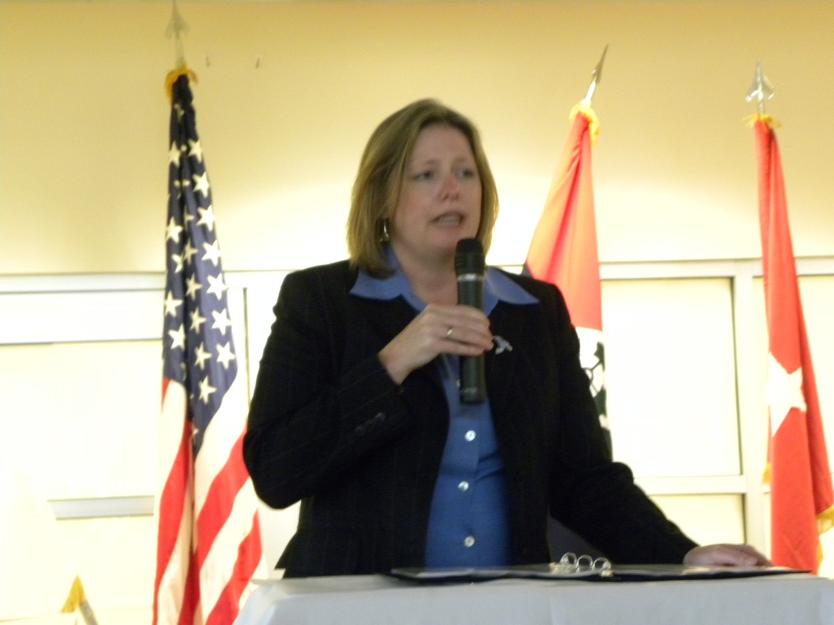 Women's Equality Day: Carson celebrates 19th Amendment's 90th ...