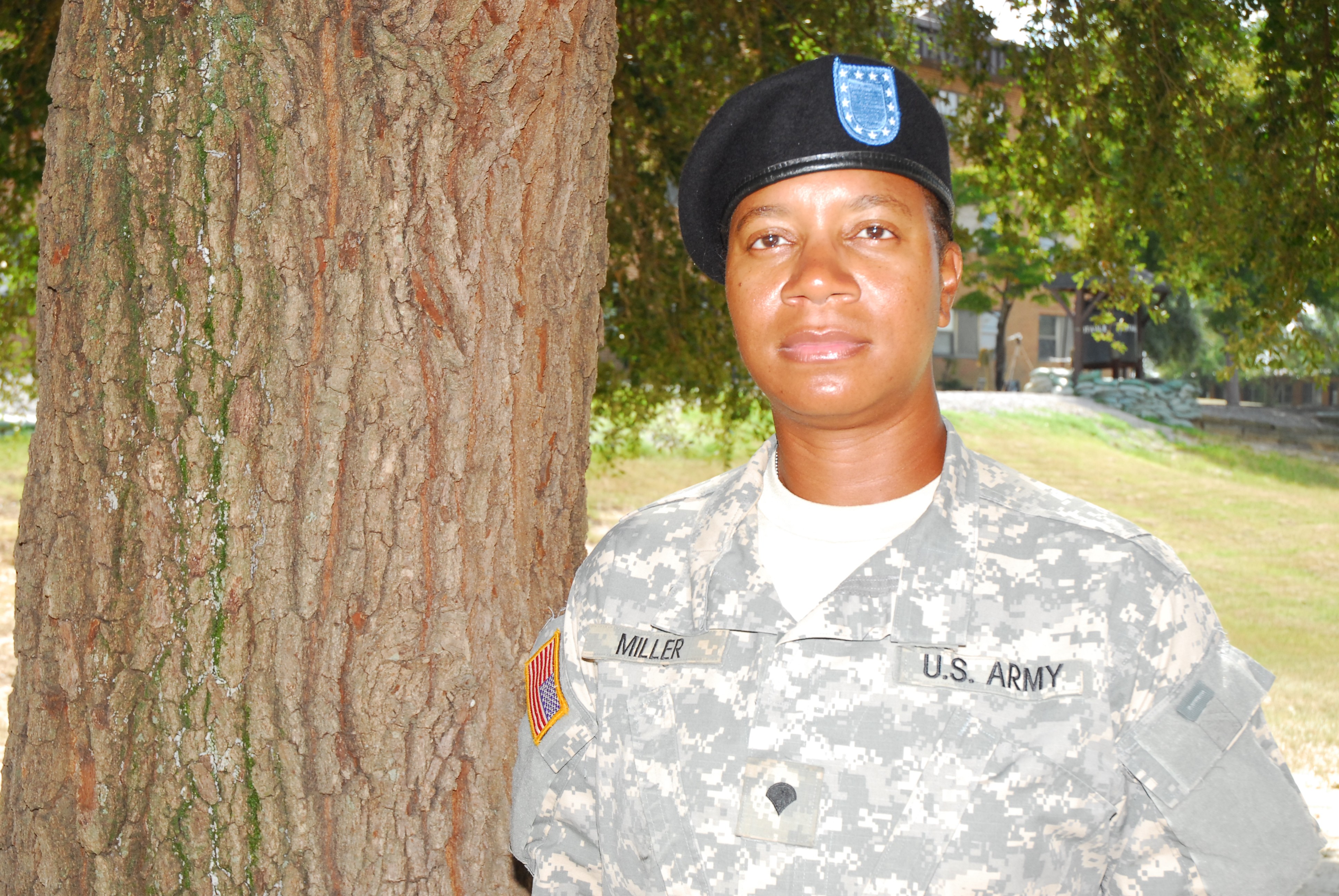 Patriotism runs deep in military family: Father, four sisters combine ...