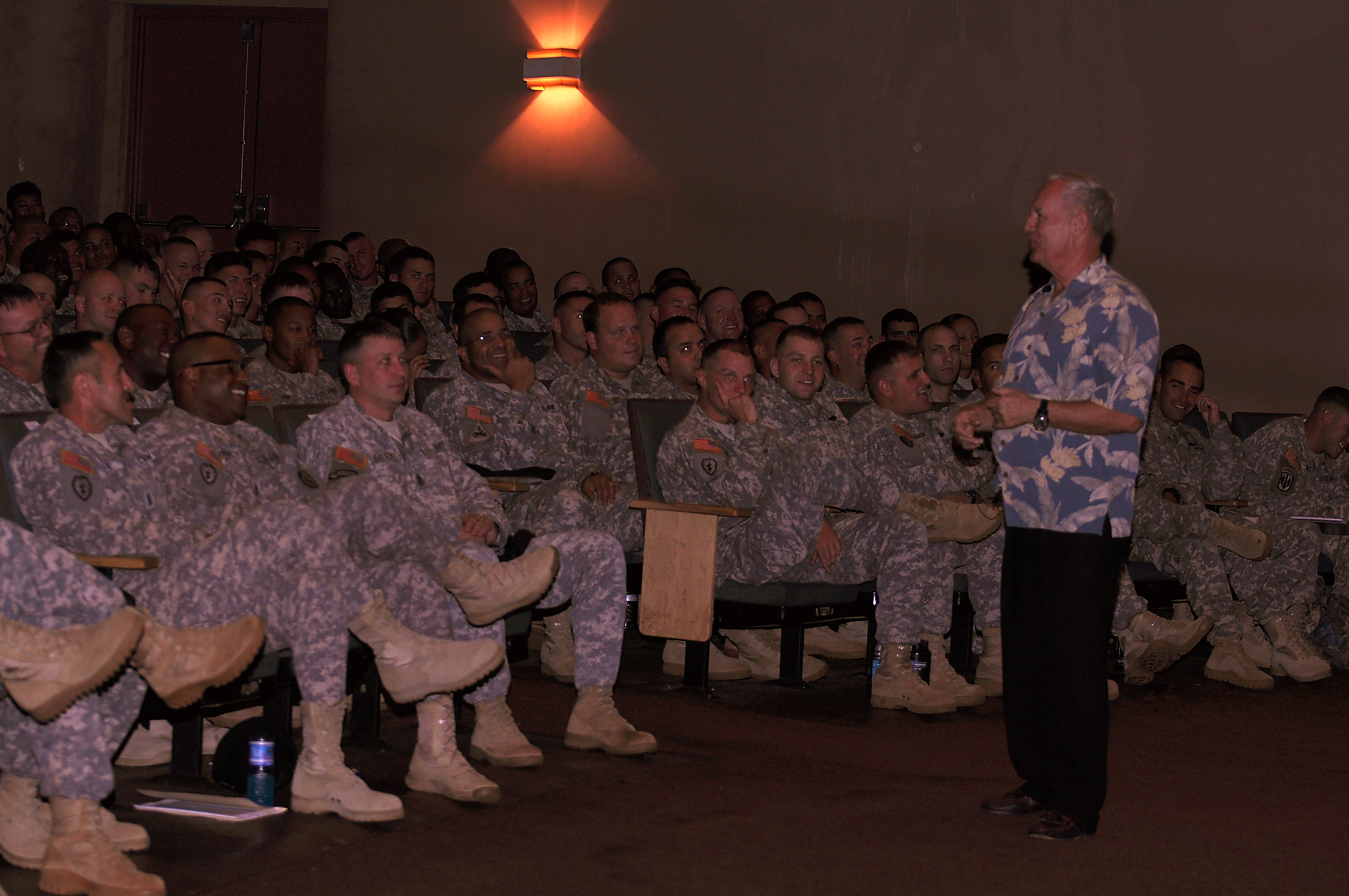 Gen. (retired) Sullivan visits Schofield Barracks | Article | The ...