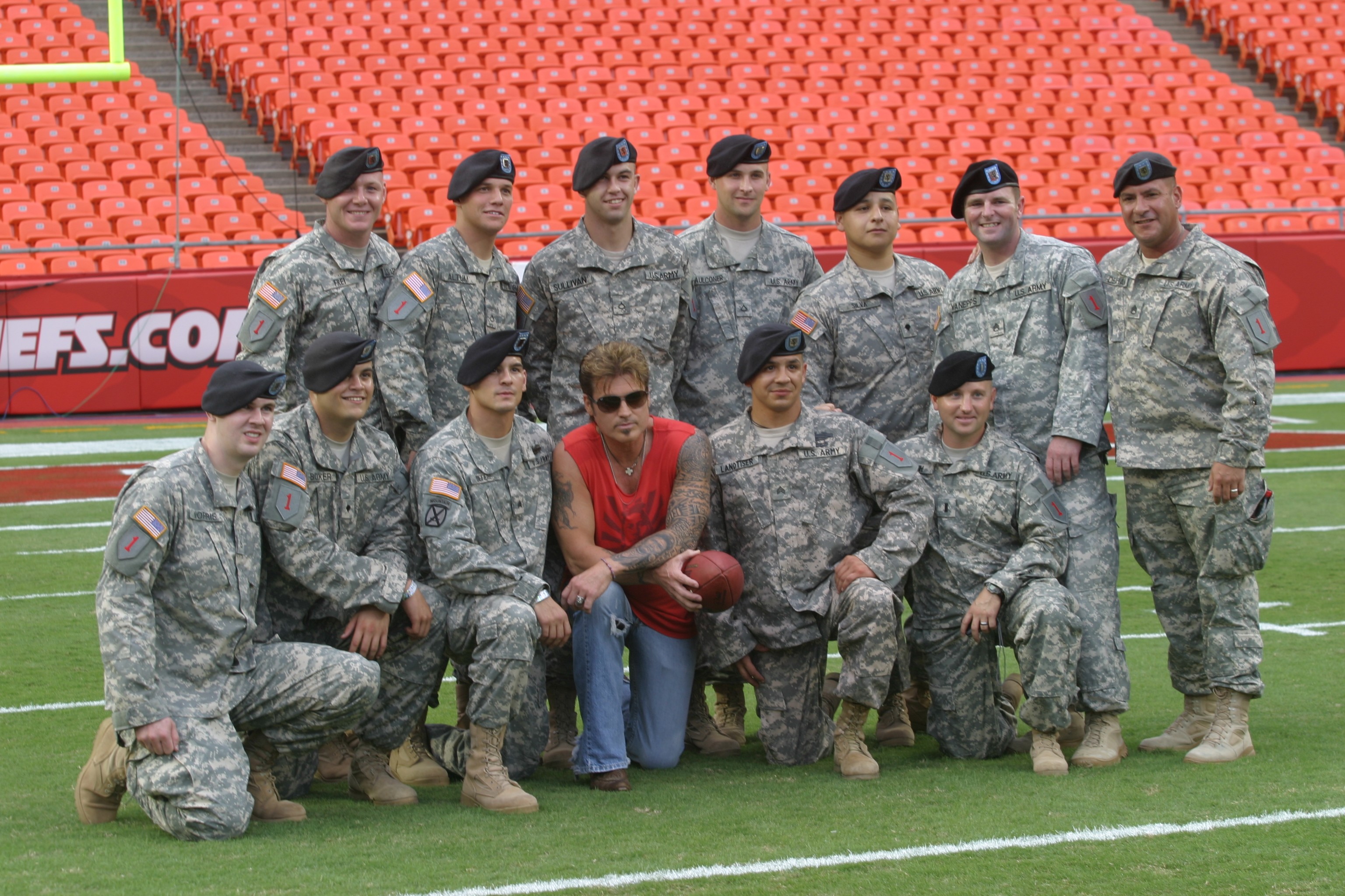 Fort Riley Soldiers take part in KC Chiefs flag ceremony | Article ...