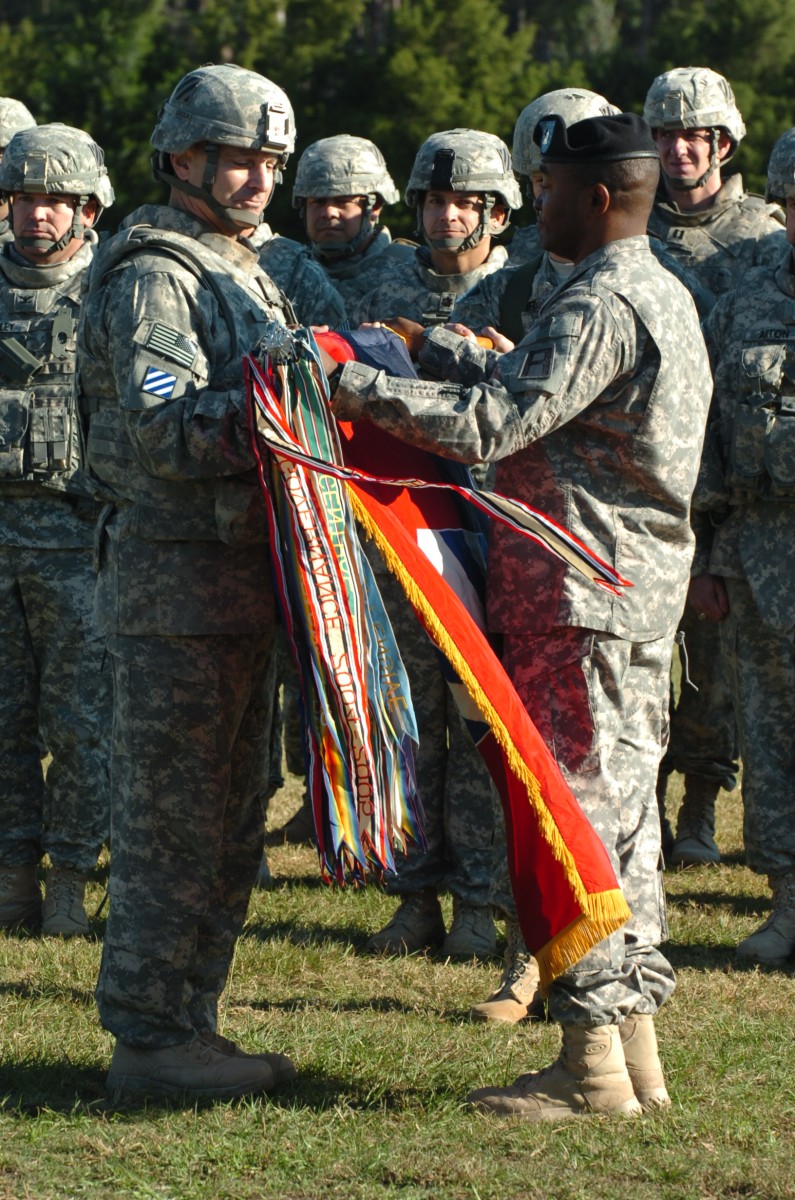 3rd ID headquarters, colors return | Article | The United States Army