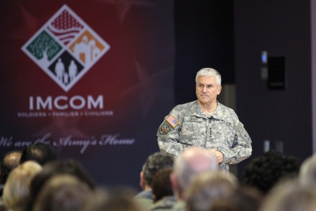 CSA speaks to IMCOM HQ staff | Article | The United States Army
