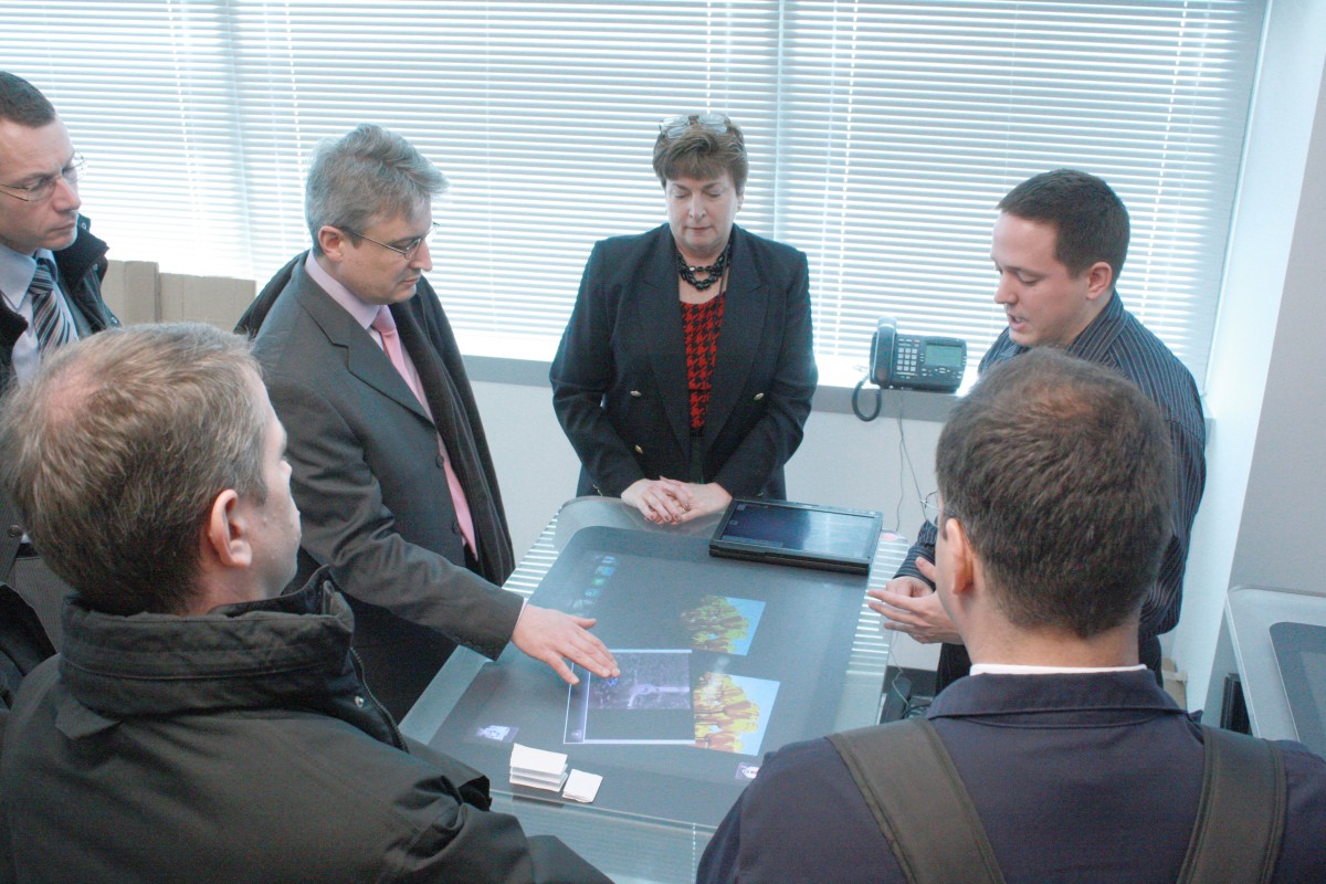 CERDEC hosts the French at its new facilities at APG | Article | The ...