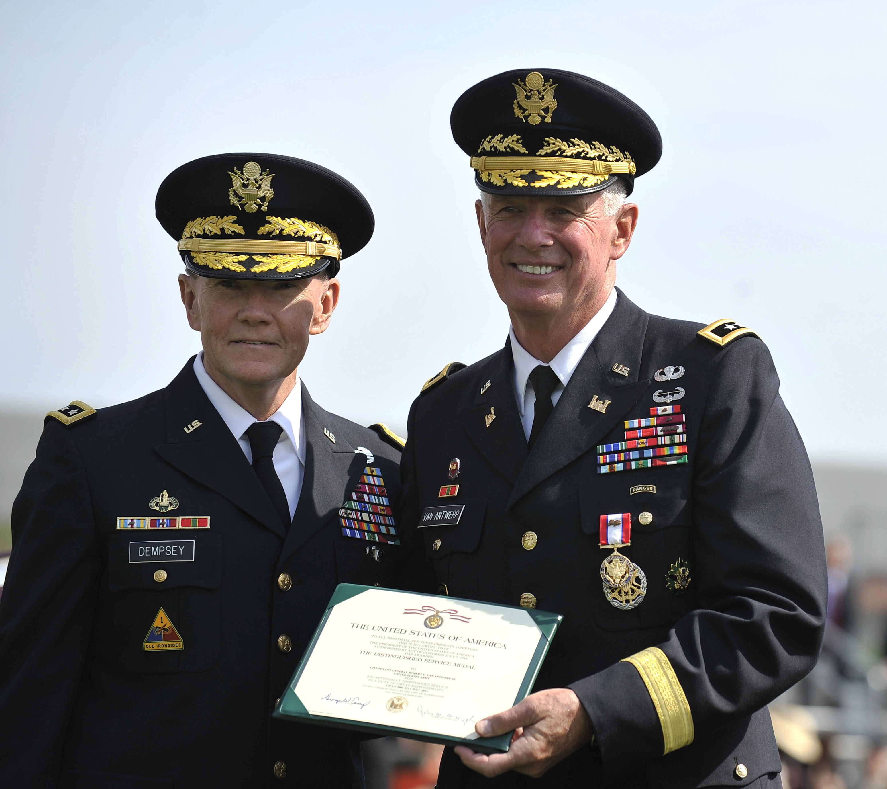 Dempsey hosts Antwerp retirement ceremony | Article | The United States ...