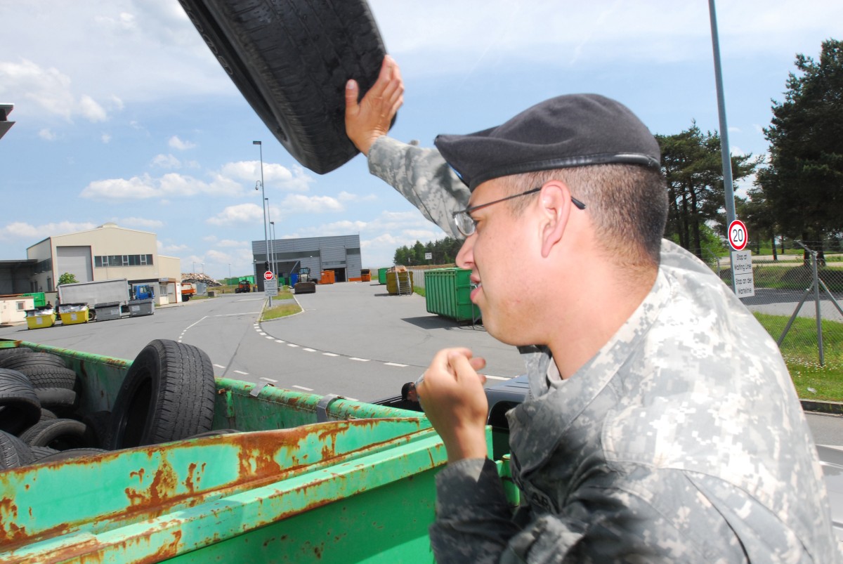Recycling center depends on Soldiers, families to keep Grafenwoehr ...