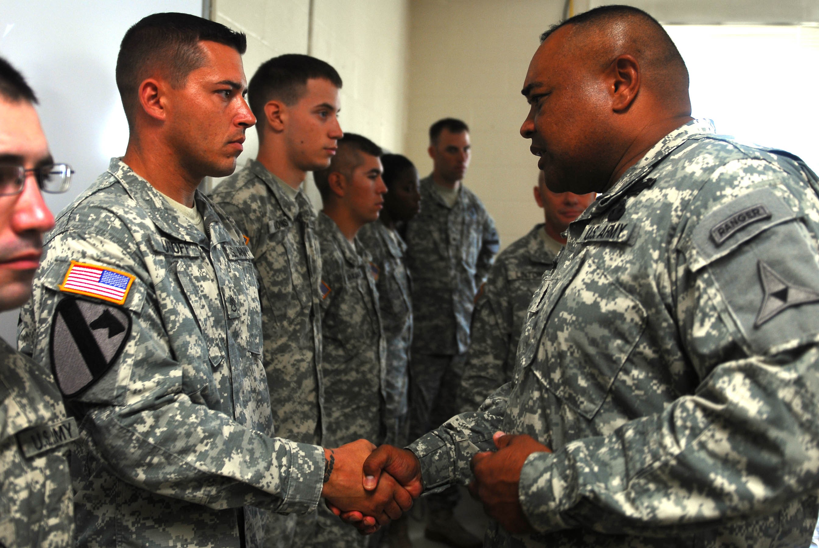 Outstanding Soldiers receive coin for achievement | Article | The ...