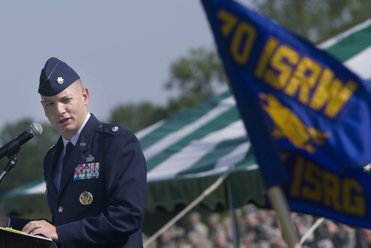 Air Force commander takes reigns of 707th ISRG | Article | The United ...