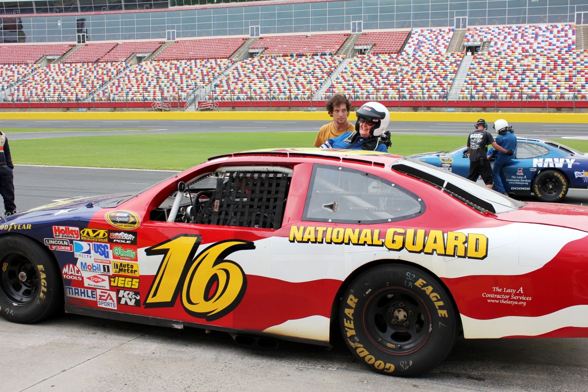 Racing school offers thrills to servicemembers, veterans | Article ...