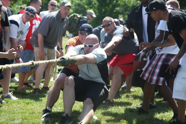 Pulling Together | Article | The United States Army