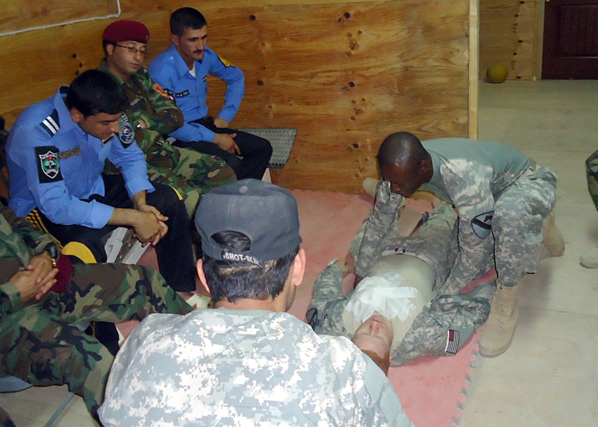 'Ghost' combat medic supports troops behind the lines and in the field ...