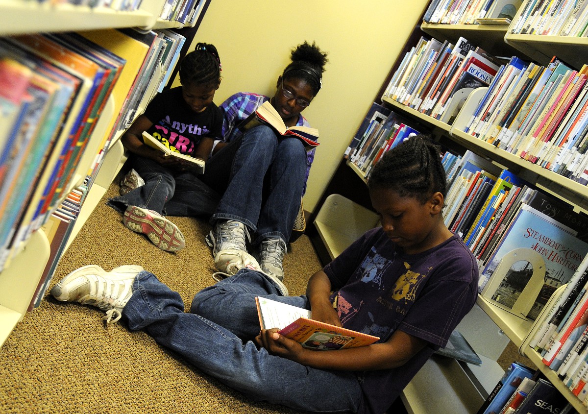 Summer reading program to start at joint base | Article | The United ...