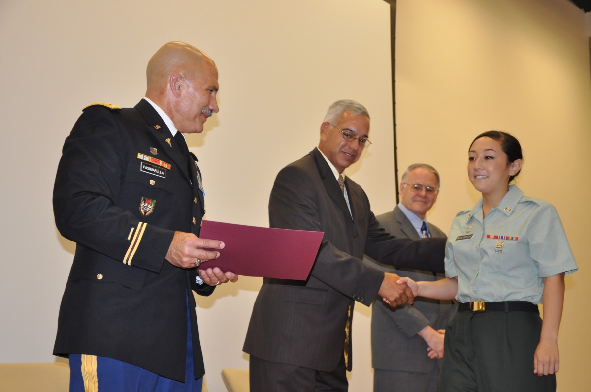 Enlisted class first to receive college degrees for military training ...