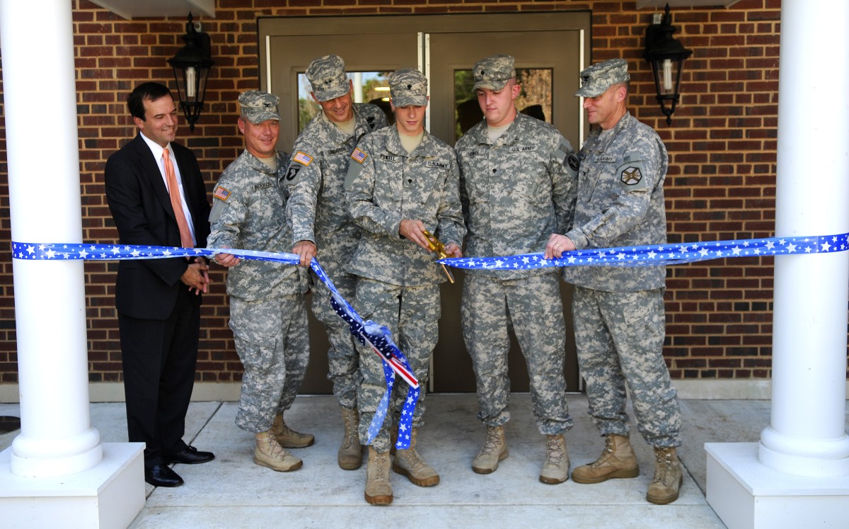 Alpha Co. gets new barracks | Article | The United States Army