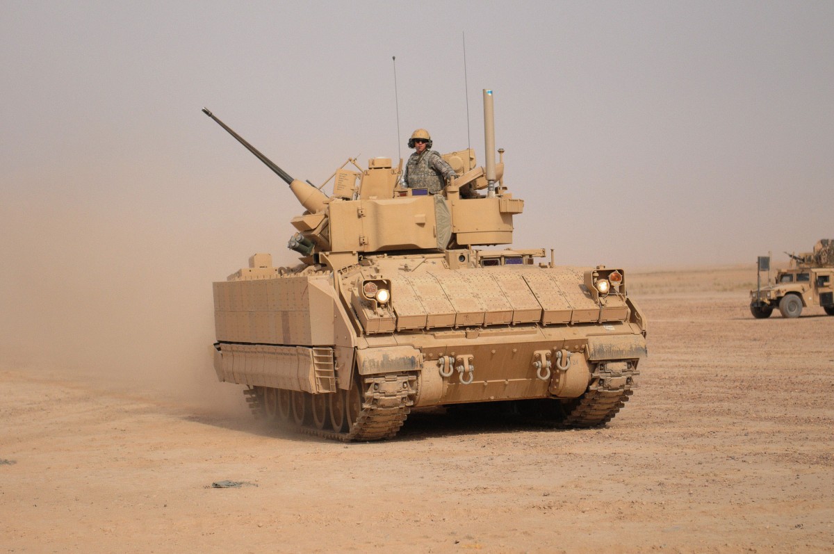 ‘Black Knight’ troops deliver accuracy on range Cavalry tanks, Bradleys ...