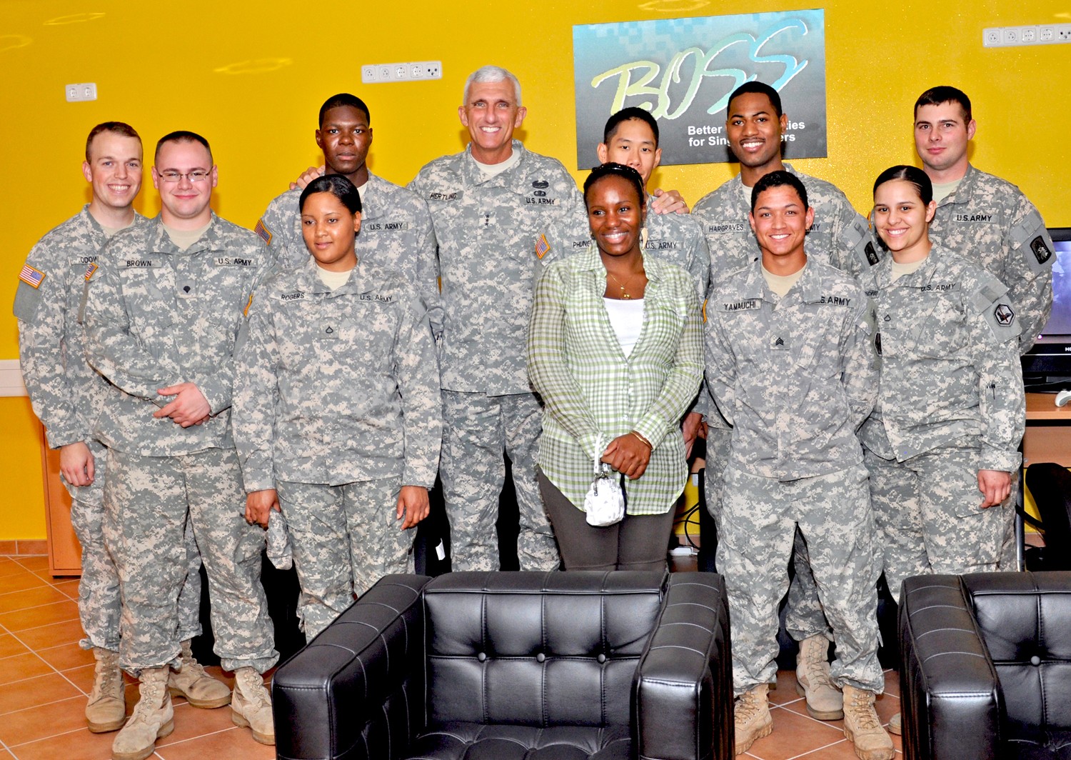 USAREUR commander shares ideas with Wiesbaden BOSS members | Article ...