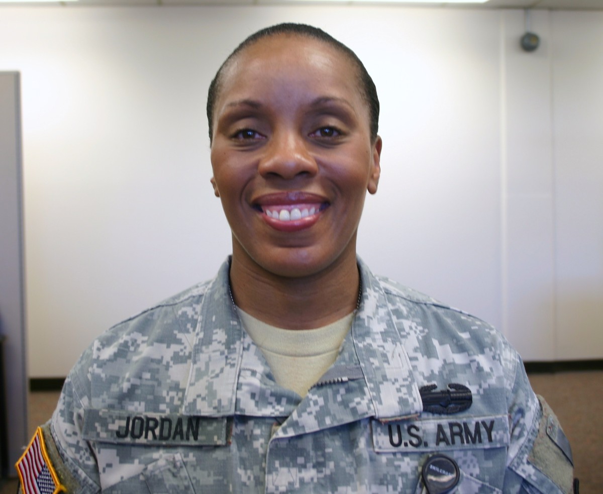 Soldier's 'volun-cation' aids disabled campers | Article | The United ...