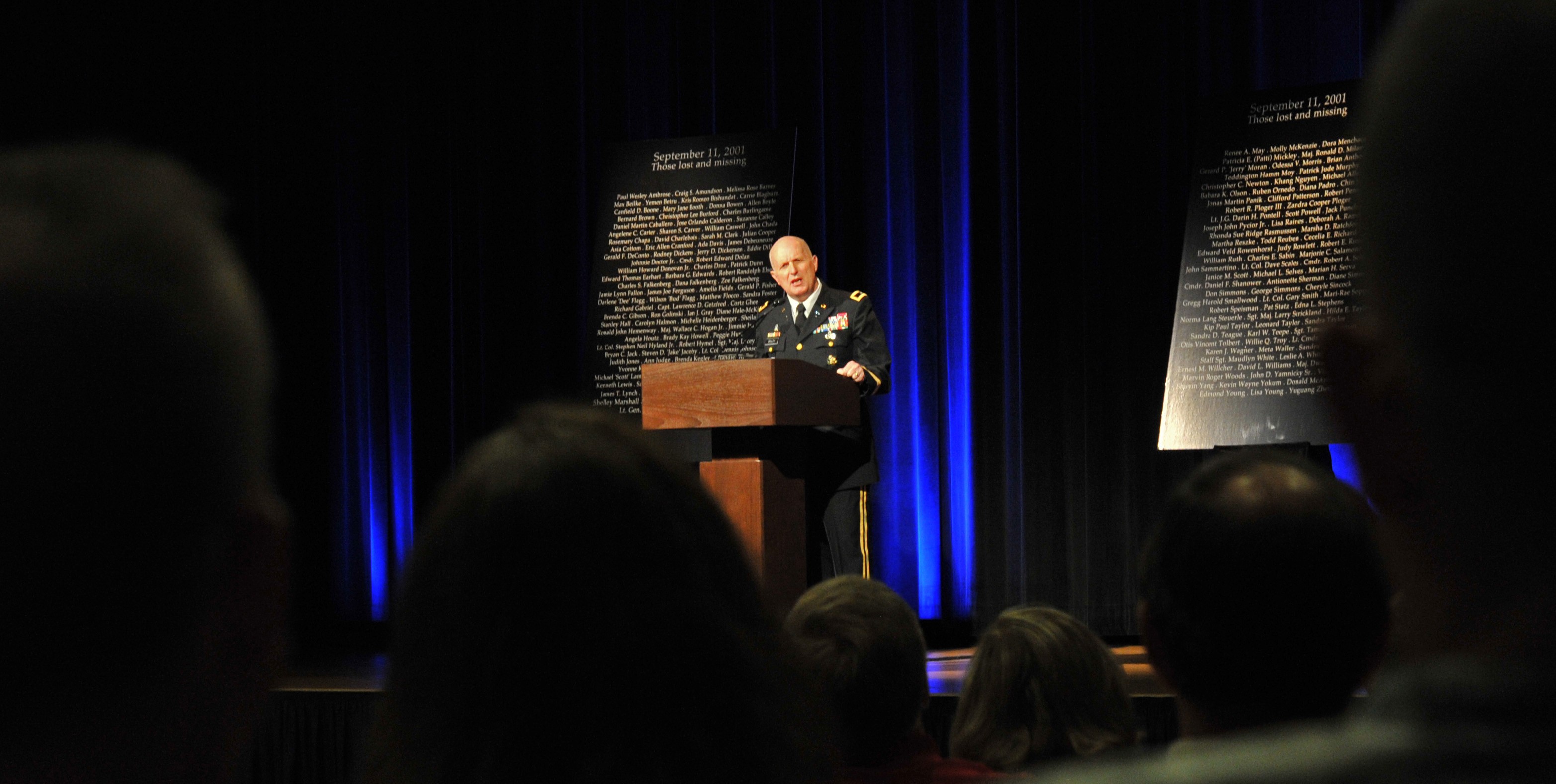 Pentagon workers remember those who perished on 9/11 | Article | The ...