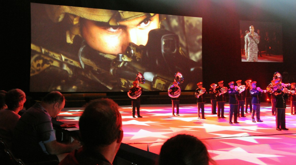 Soldiers breathe spirit into history with high-tech performances ...