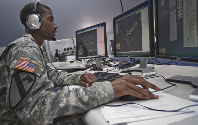 Army rolls out web-based mission command | Article | The United States Army