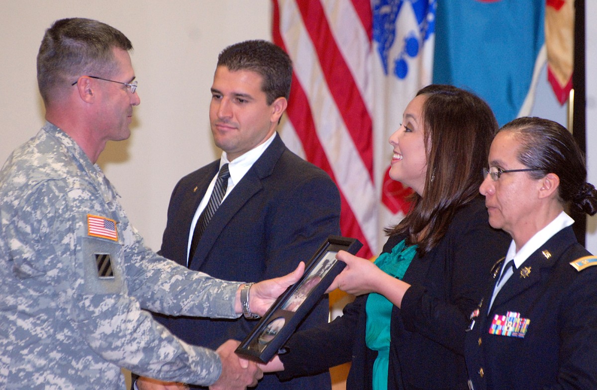 Speakers share life stories at Hispanic event | Article | The United ...