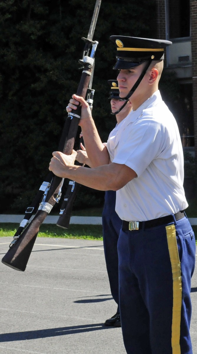 Breaking drill | Article | The United States Army