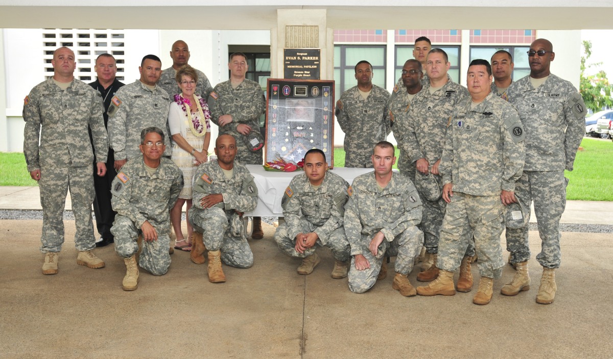 442nd ID "Go for Broke" honors mother of fallen Soldier | Article | The ...