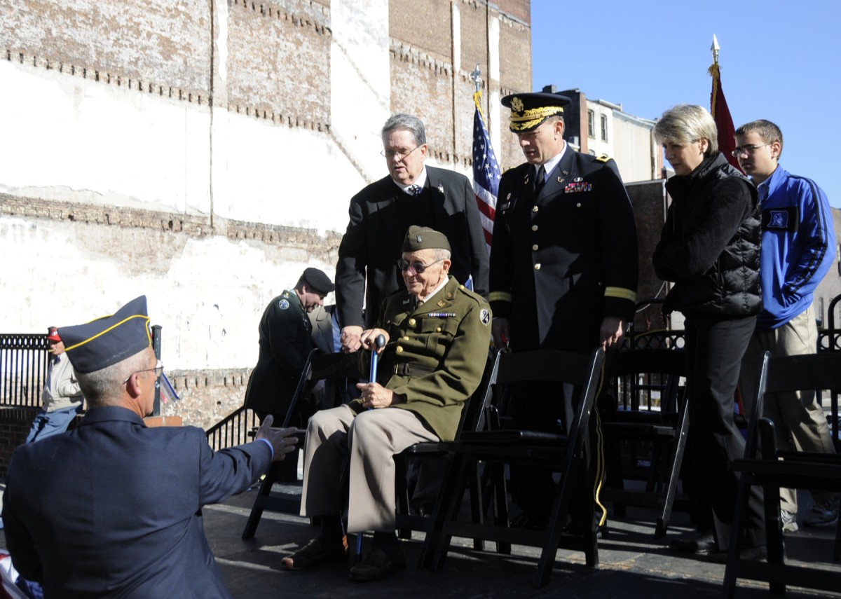 81st RSC commander attends Veterans Day activities in Knoxville ...