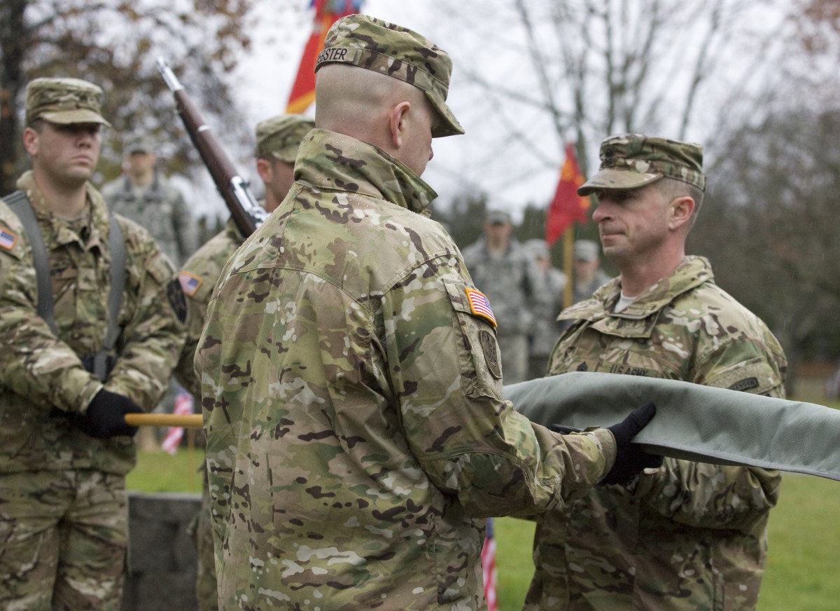 3rd Bde., 2nd ID units case colors for first Afghan deployment ...