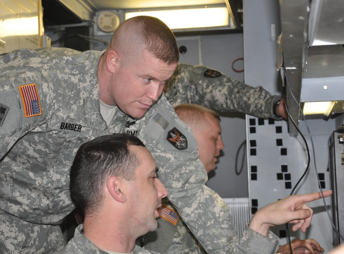 Giving thanks overseas | Article | The United States Army