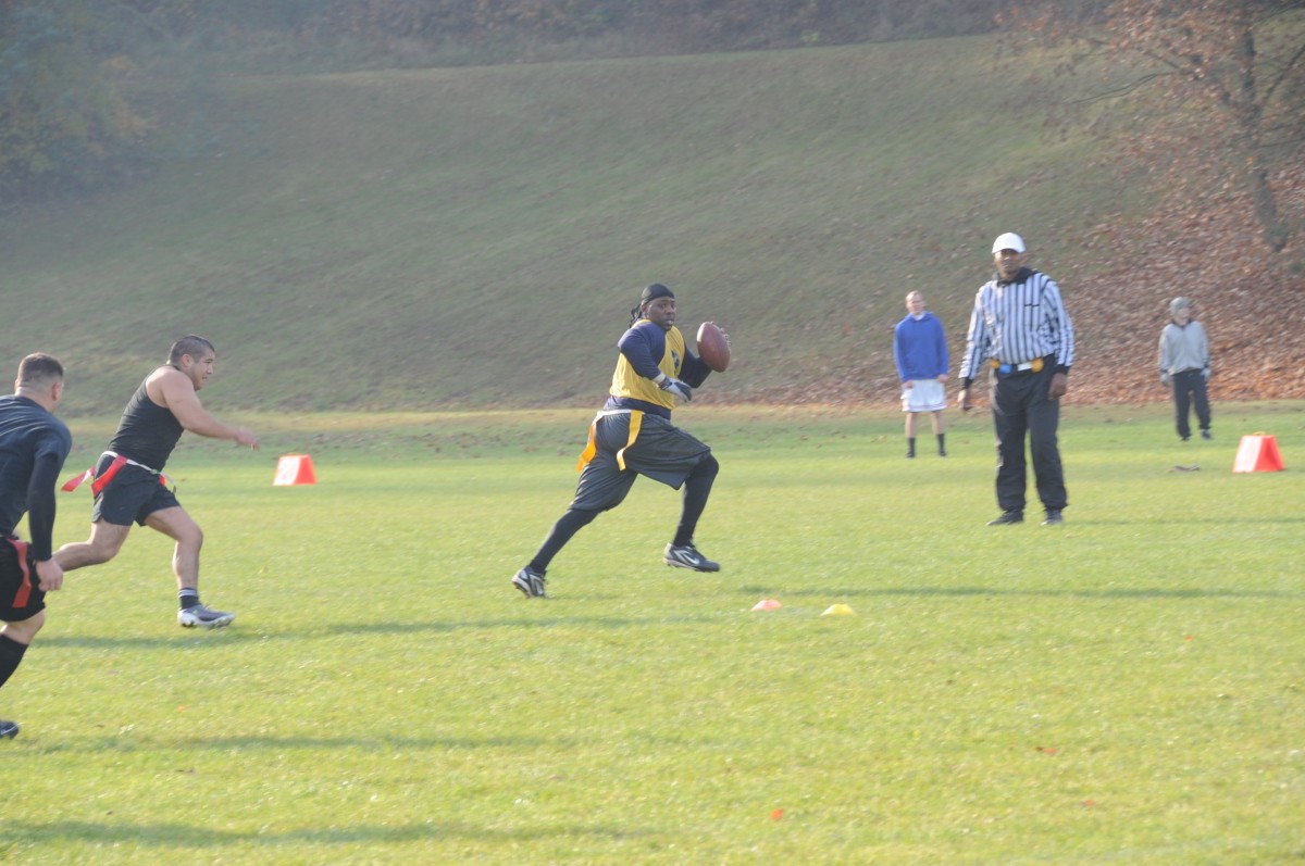 Army/Air Force compete in Sembach's first annual flag football ...