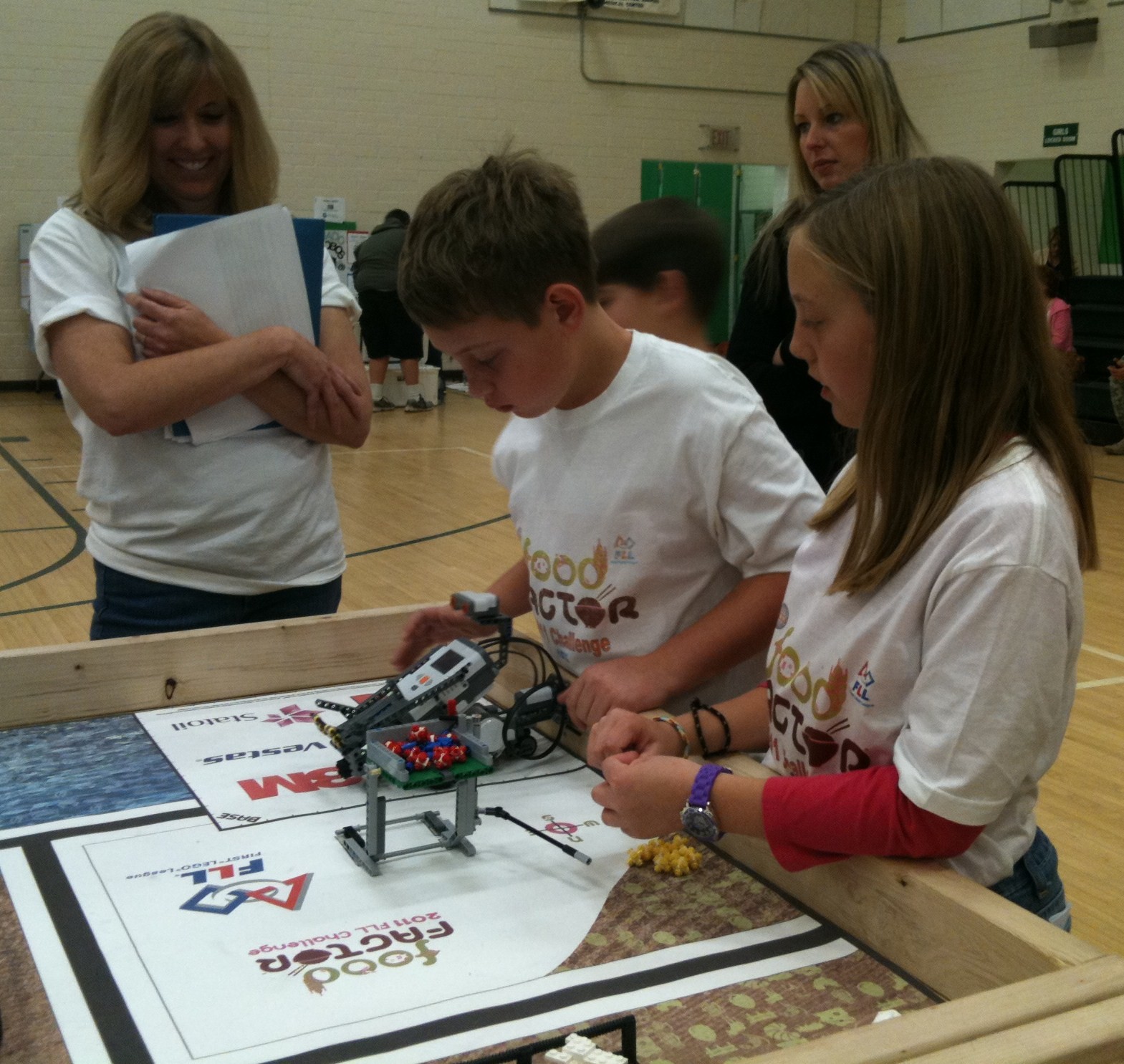 Lego® robots invade local middle school during competition | Article ... Lego® robots invade local middle school during competition | Article ...