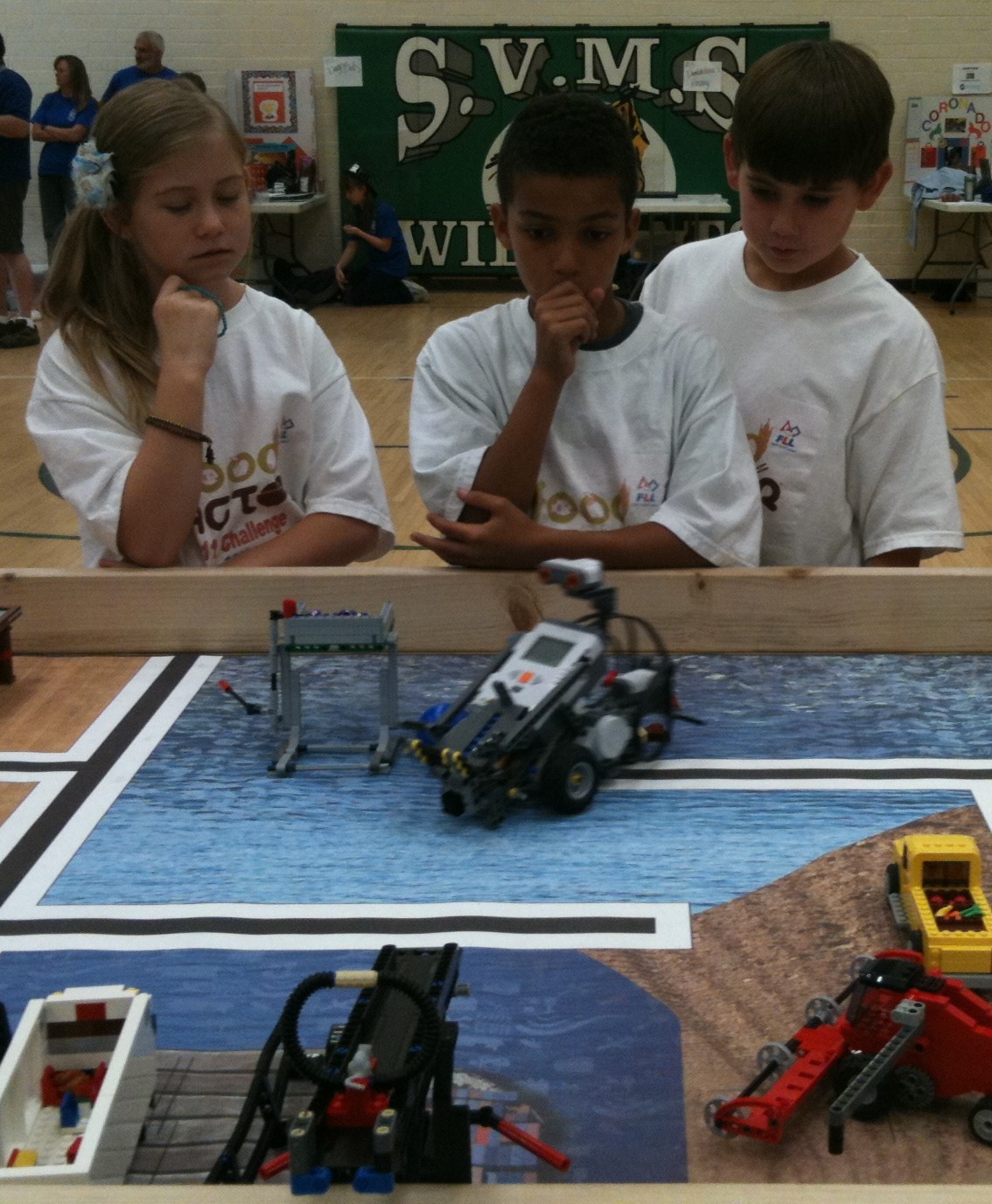 Lego® robots invade local middle school during competition | Article ... Lego® robots invade local middle school during competition | Article ...