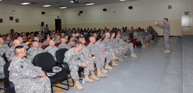 Third Army CSM visits Soldiers in Southwest Asia | Article | The United ...