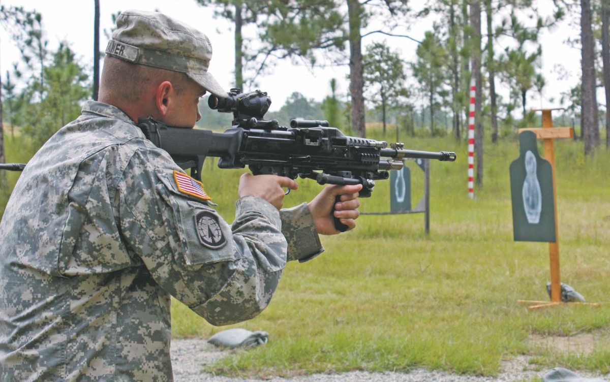 New light machine gun aims to 'SAW' Soldiers' load | Article | The ...