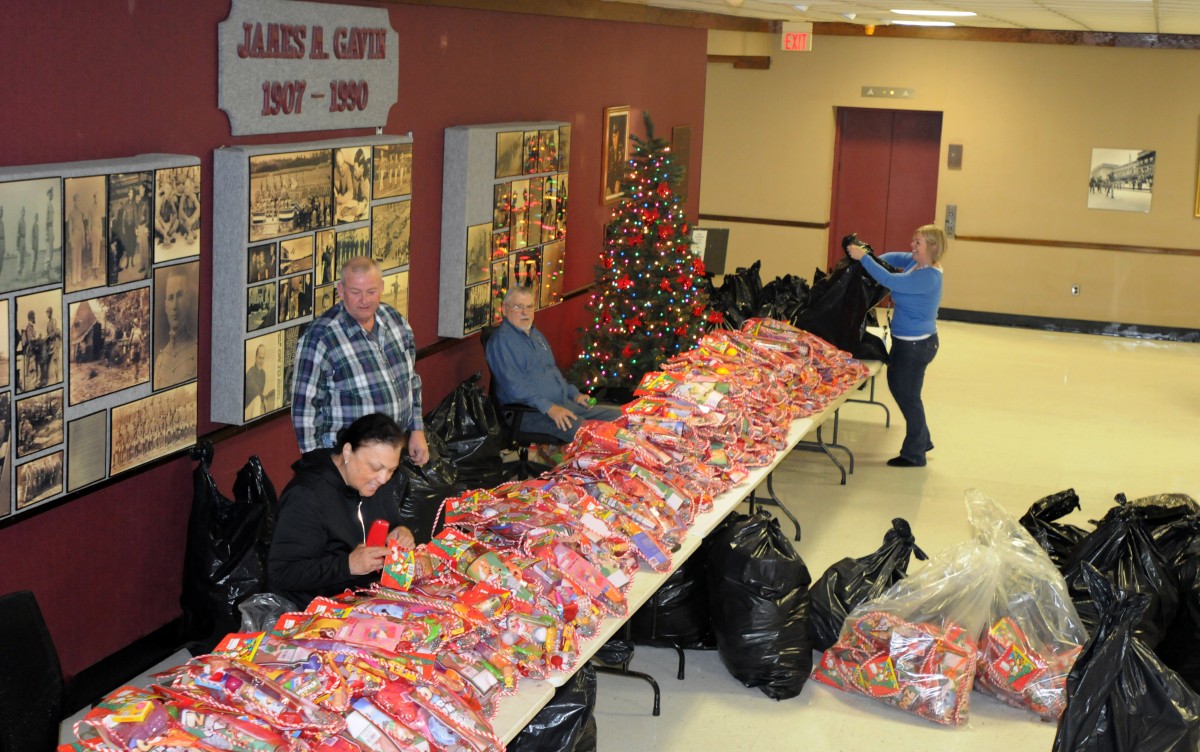 82nd Association delivers Operation Christmas Stocking | Article | The ...