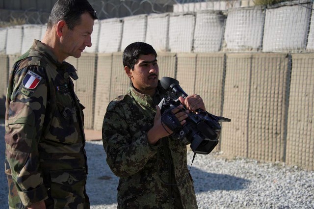 Afghan Army combat camera team becomes first in eastern Afghanistan ...