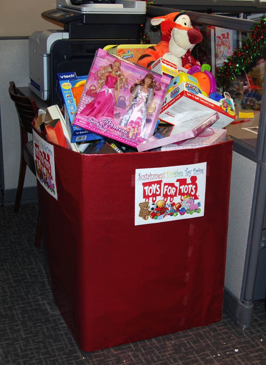 USAMITC's Sustainment Division Conducts Toys for Tots Drive | Article ...