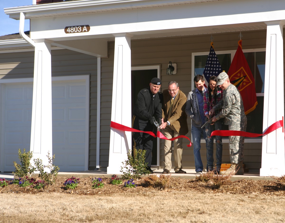 New privatized housing opens at Fort Sill | Article | The United States ... New privatized housing opens at Fort Sill | Article | The United States ...