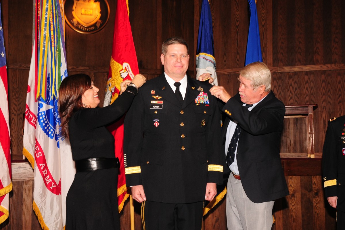 Yenter pins on second star | Article | The United States Army