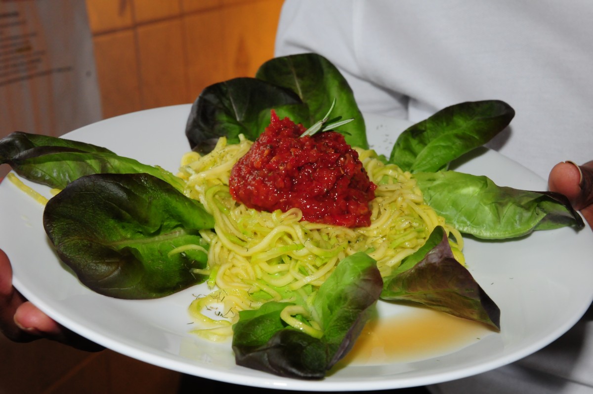 Raw foodists rely on Mother Nature for culinary creativity | Article ...