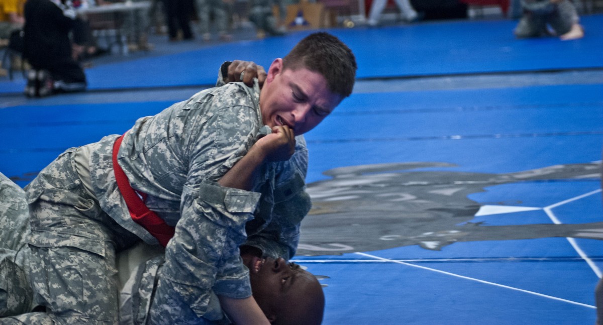 Army combatives about more than winning | Article | The United States Army