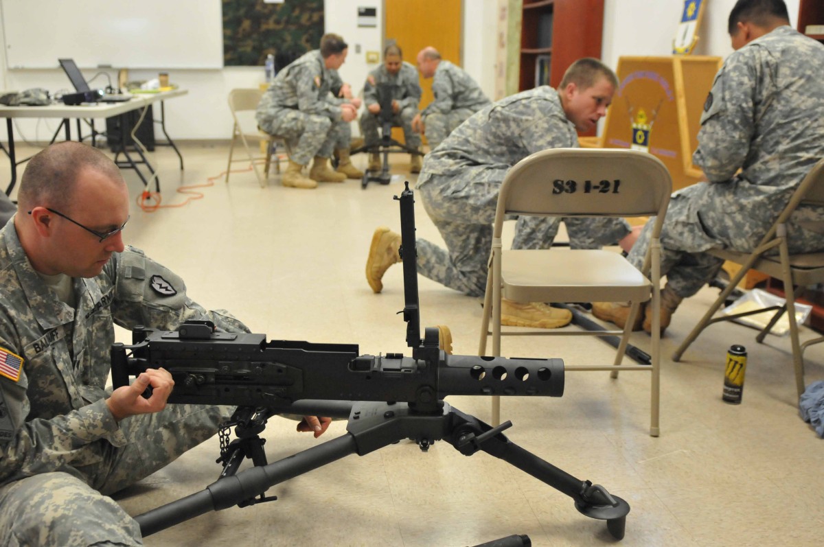 'Warrior' brigade Soldiers familiarize with new, improved weapon ...
