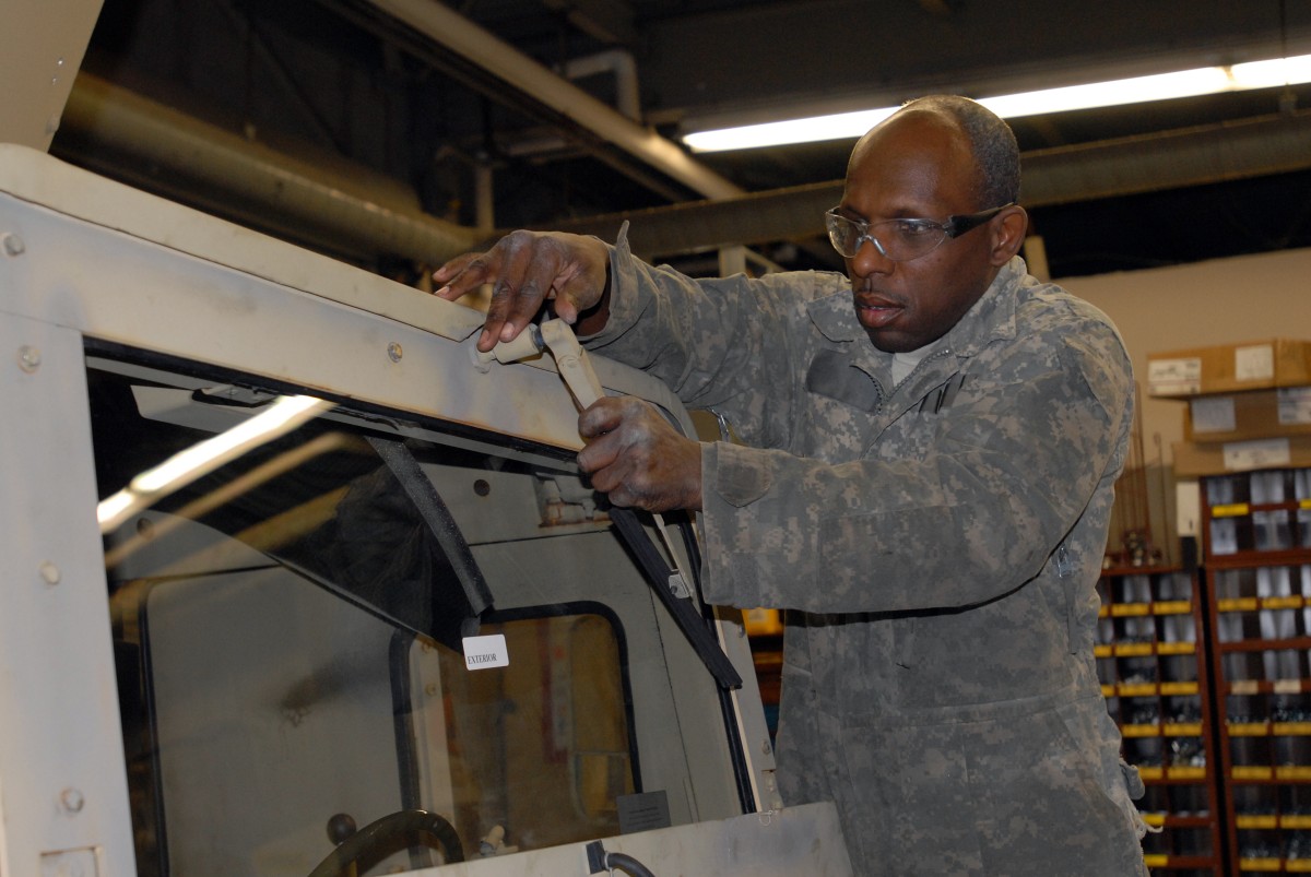 Logistic Support Battalion puts safety first | Article | The United ...